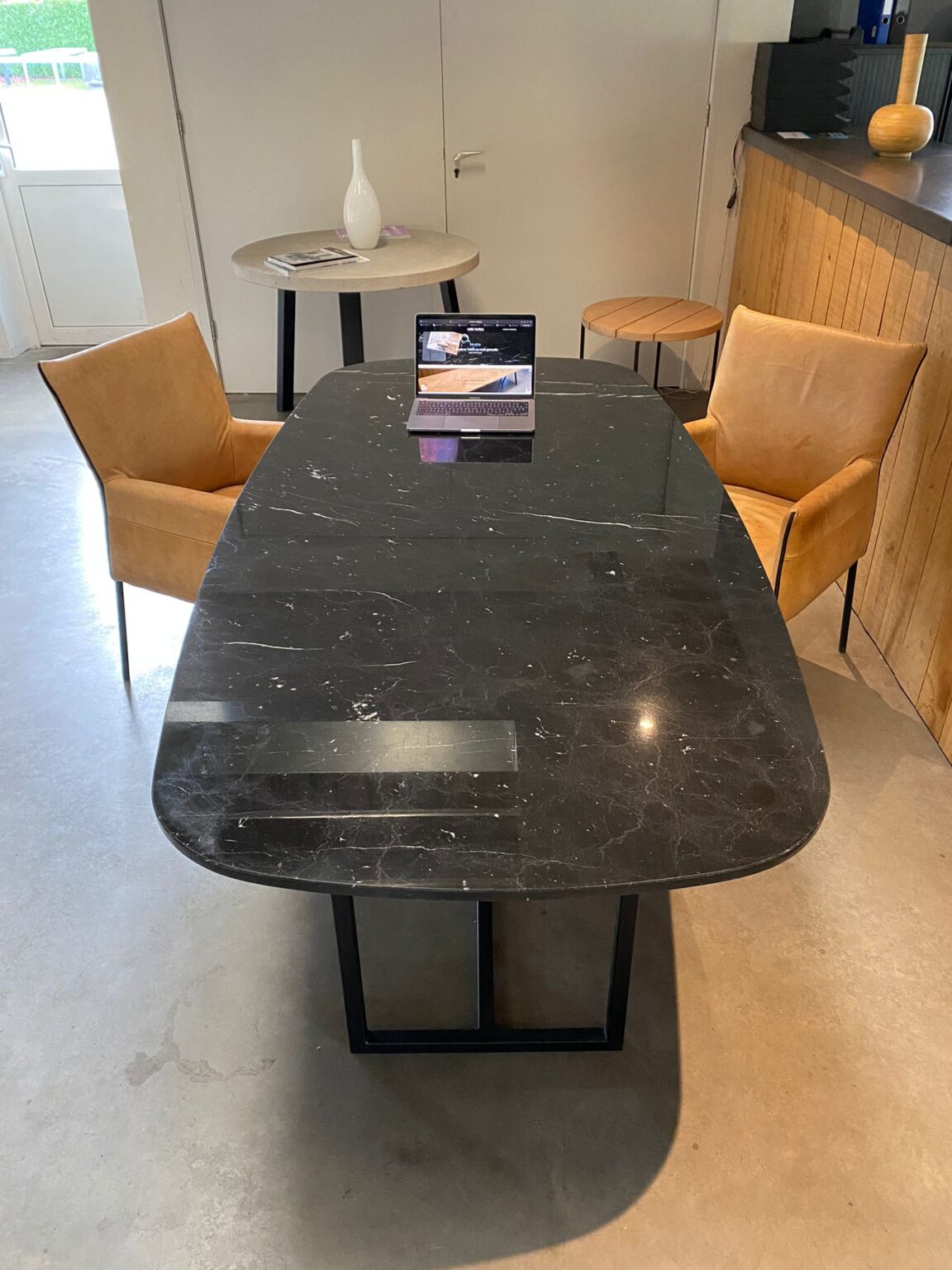 Marmeren Tafel Nero Marquina - LuxeTafels